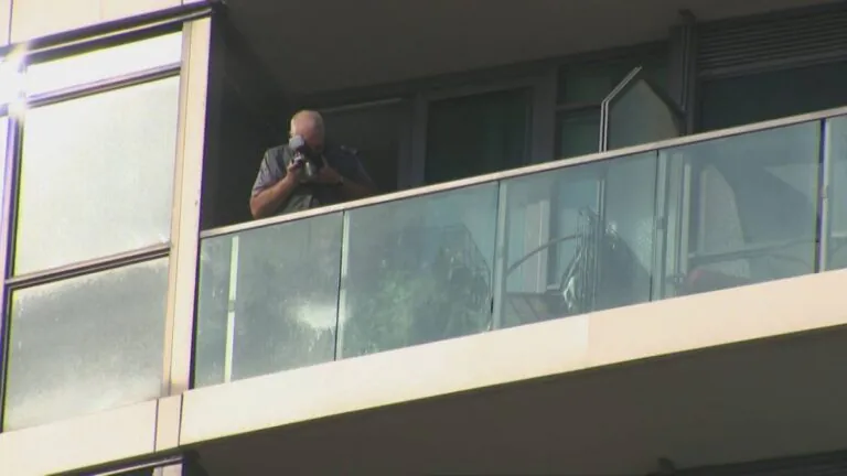Man Plunges to Death from Balcony In Sydney – Australian News Locally