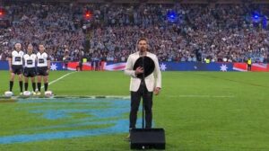 National Anthem Nightmare Singer Butchers Australia Fair – Australian ...