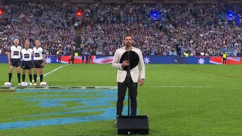 National Anthem Nightmare Singer Butchers Australia Fair – Australian ...